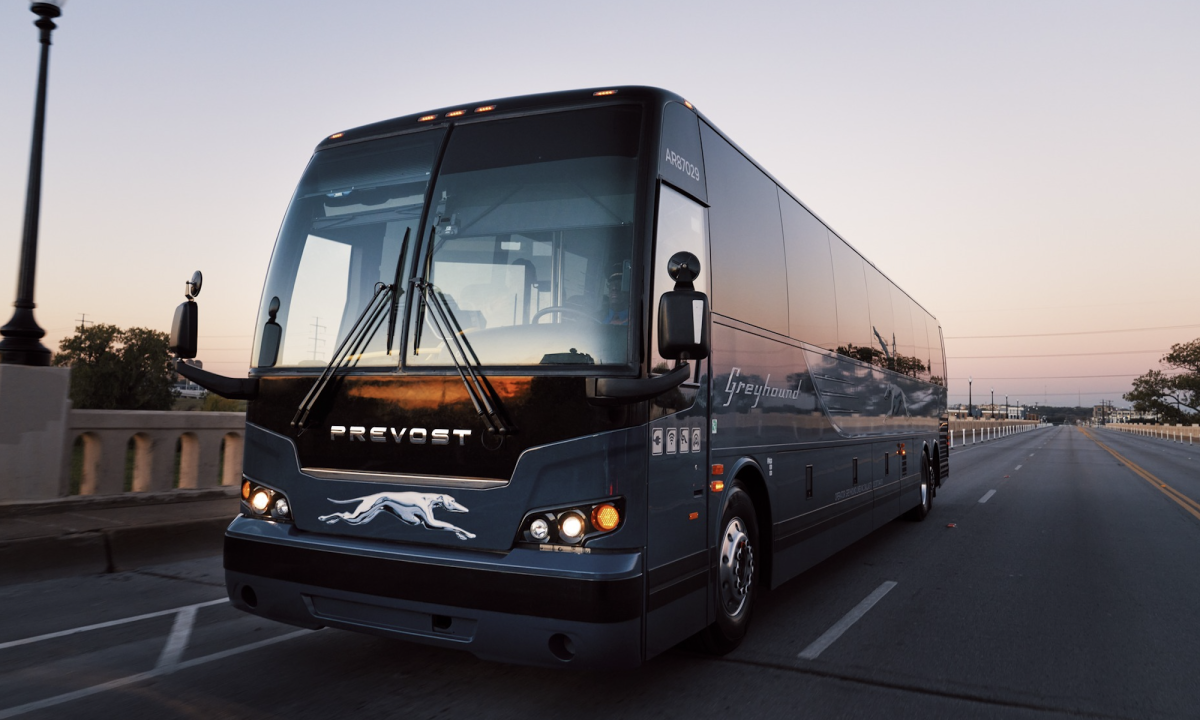 Greyhound launches new route from Minneapolis to Chicago