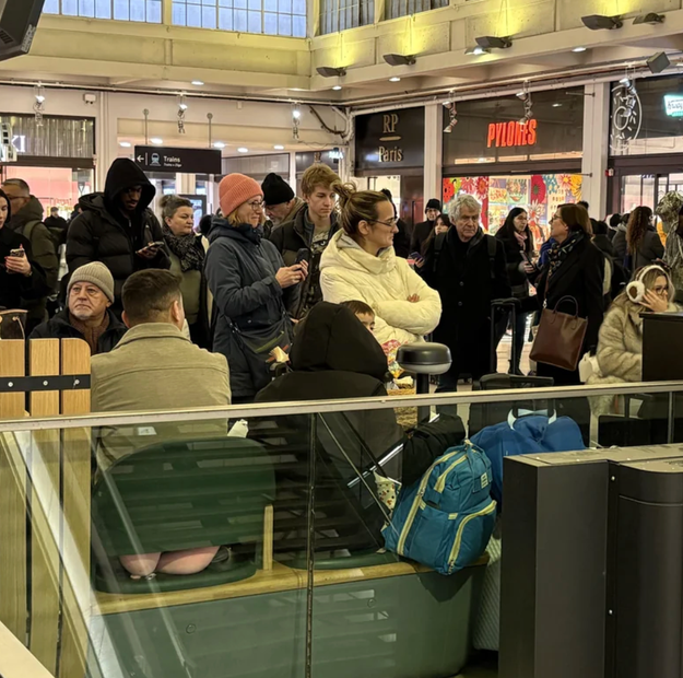 13 confusing photos that actually made me laugh really hard this week