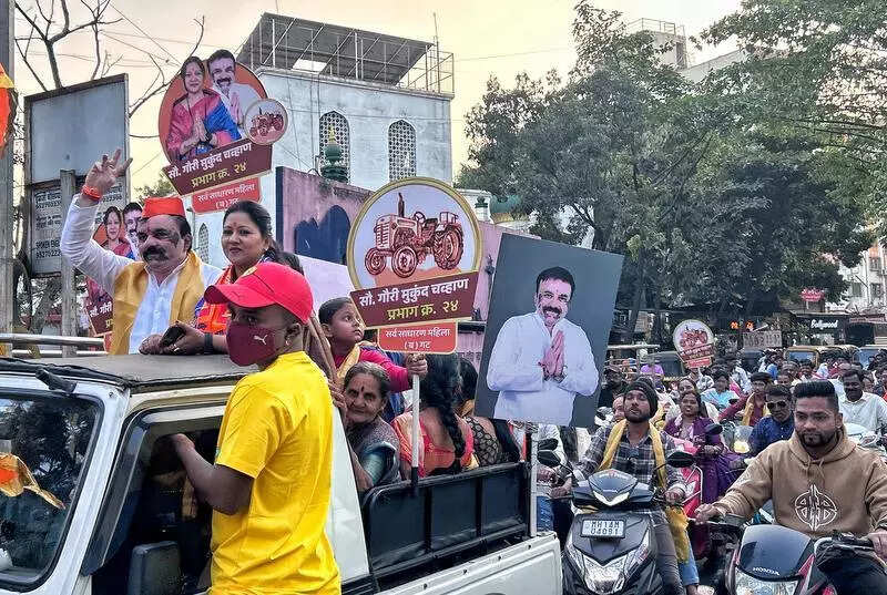 Campaigns touch peak with rallies, roadshows ahead of PMC, PCMC polls