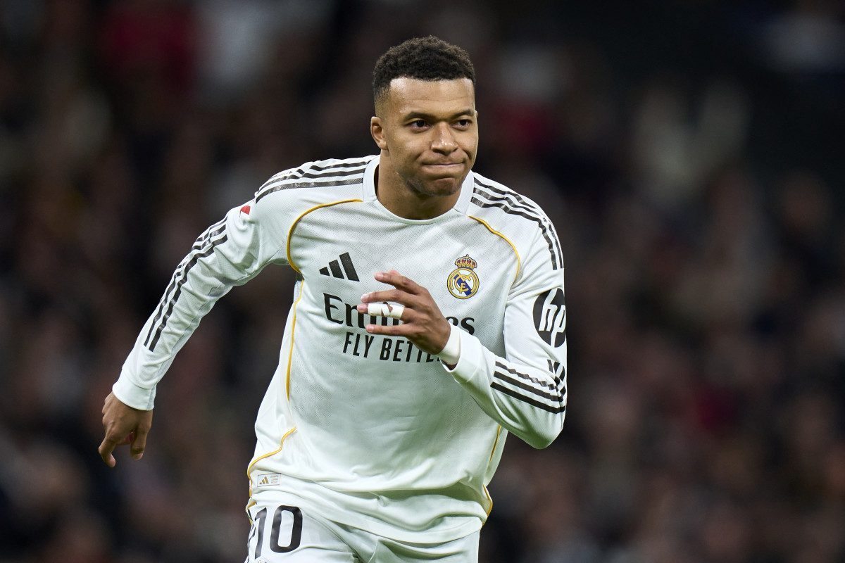 Why is Kylian Mbappe not playing tonight for Real Madrid vs FC Barcelona?