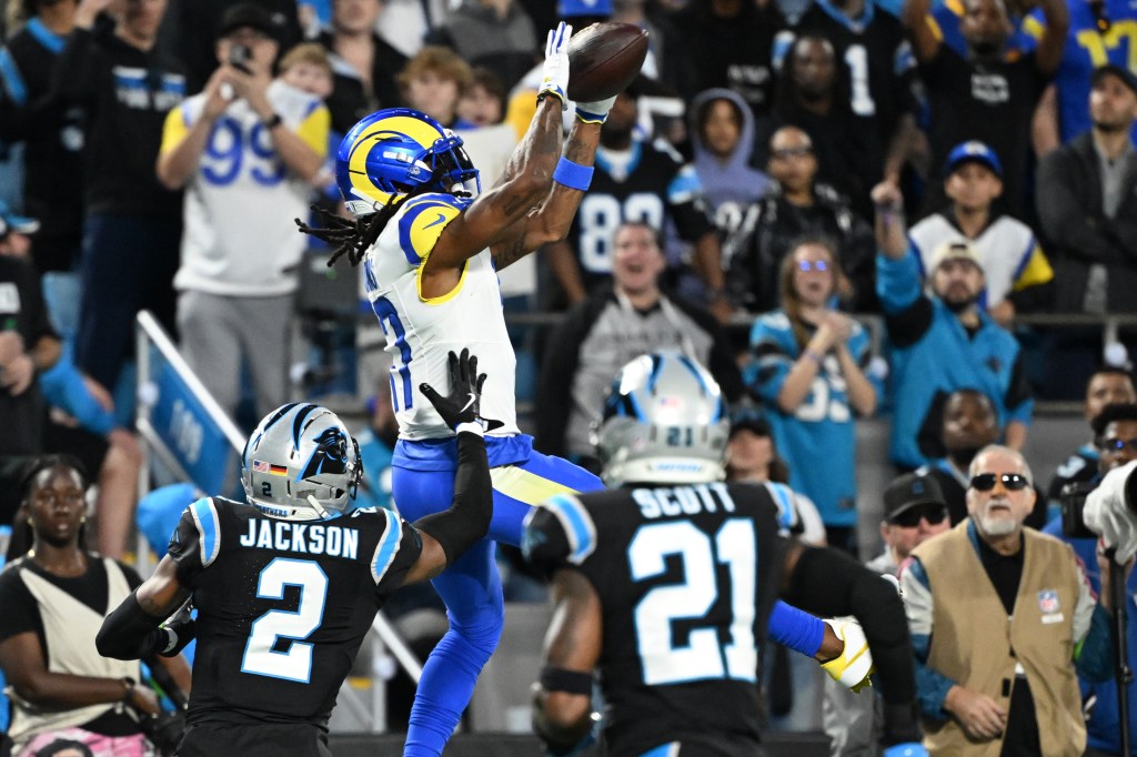 Davante Adams roasts Jets’ sad playoff drought before Rams’ wild-card win