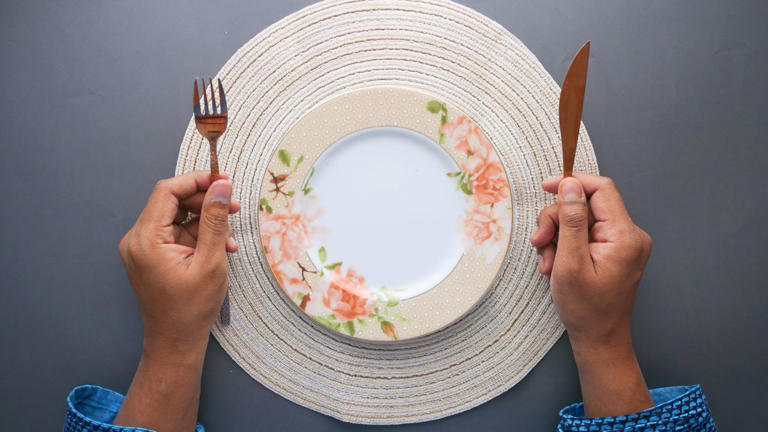 The RSVP deadline passed. He demanded I pay for the meal deposit I ...