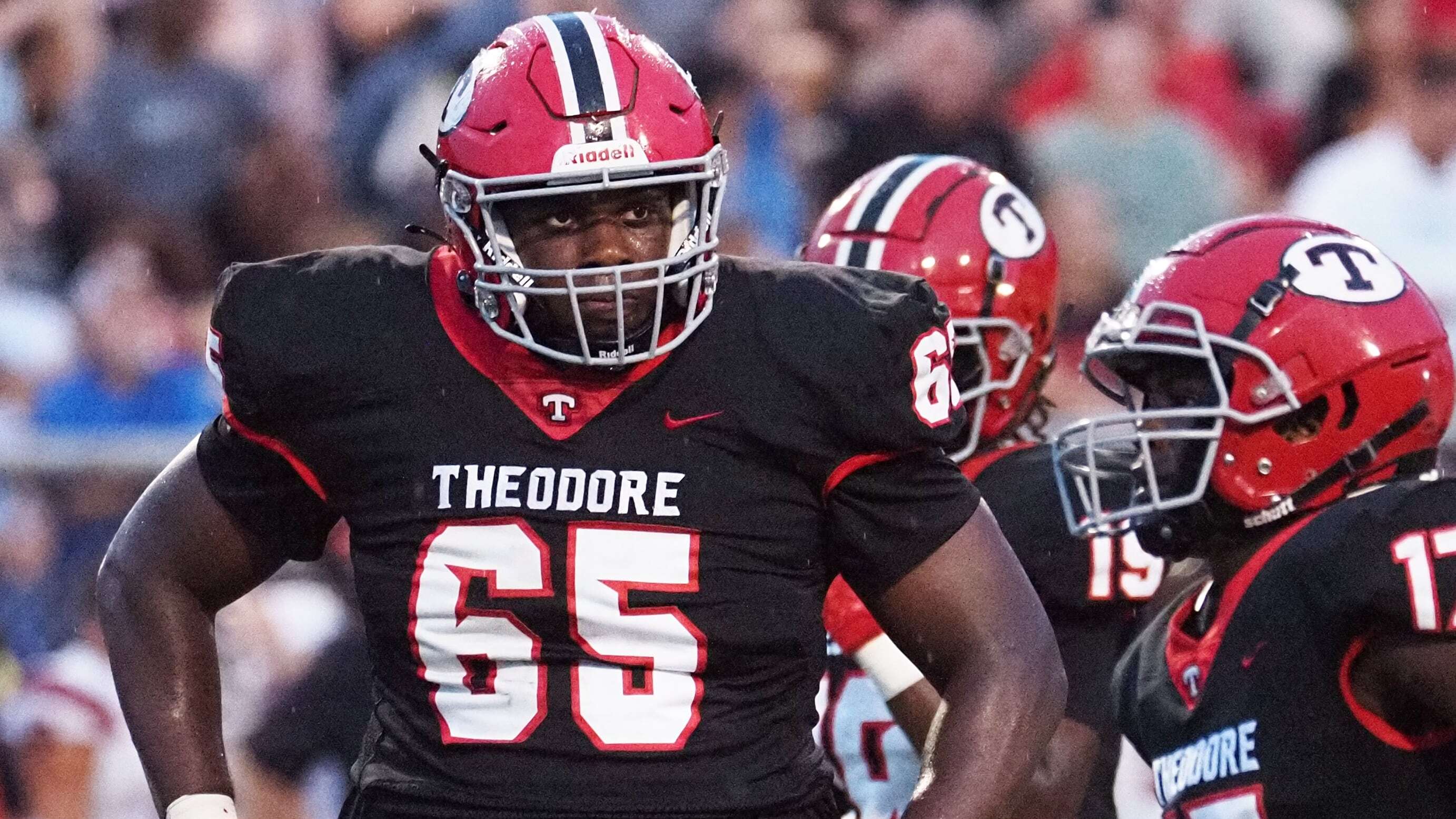 Former Alabama blue-chip offensive lineman transfers to another SEC team