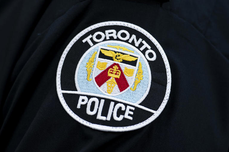 Eight people arrested at a Toronto anti-immigration rally and counter ...