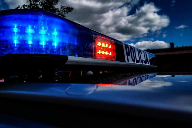 Groźny wypadek w Bytomiu. Autobus uderzył w osobówkę i śmieciarkę