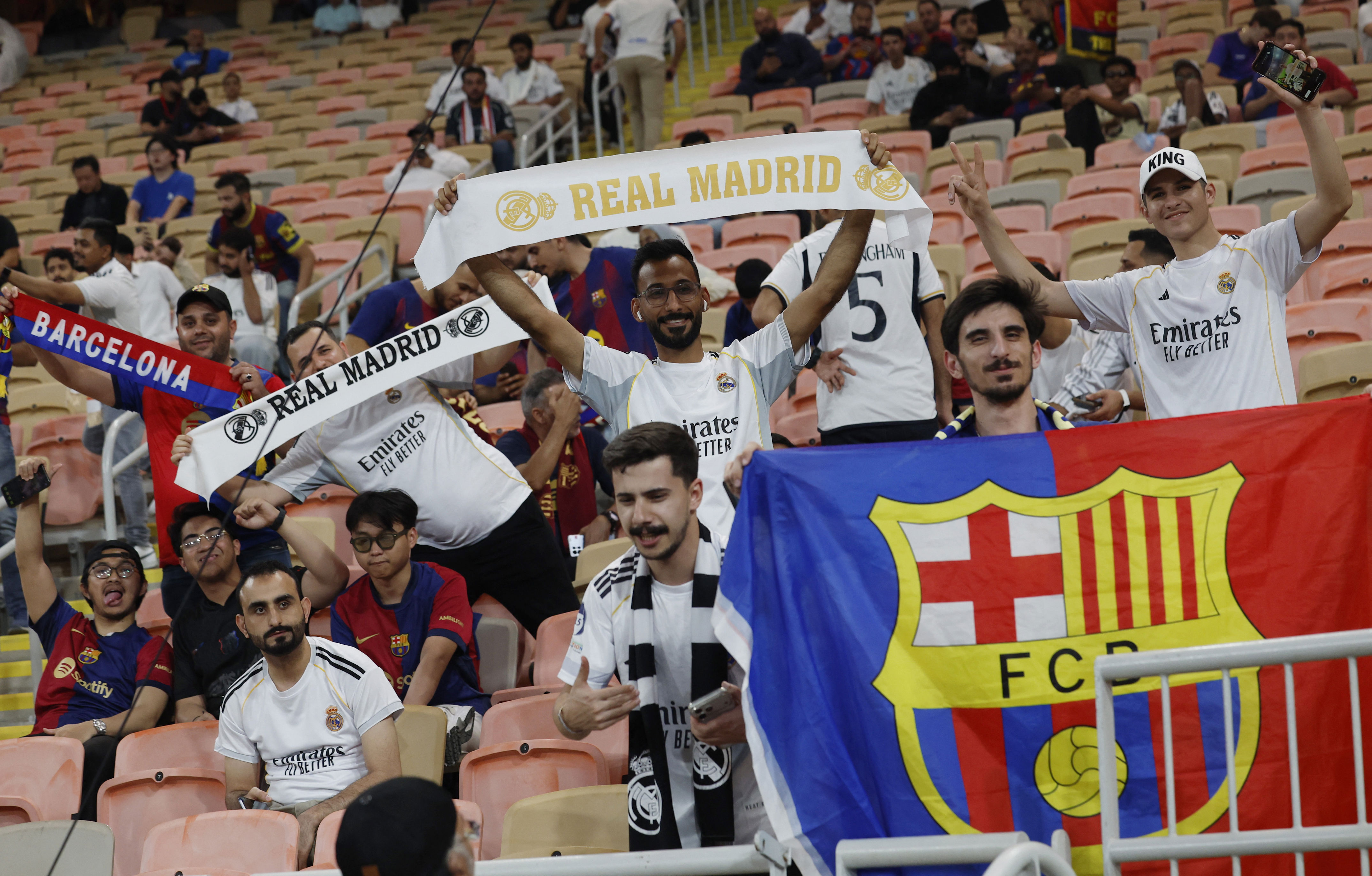 Barcelona 1-0 Real Madrid: Raphinha drills home the opener - Live!