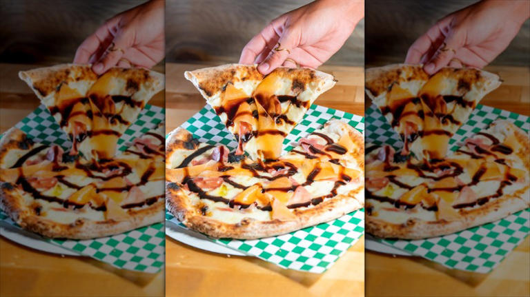 11 fruits that belong on your next pizza