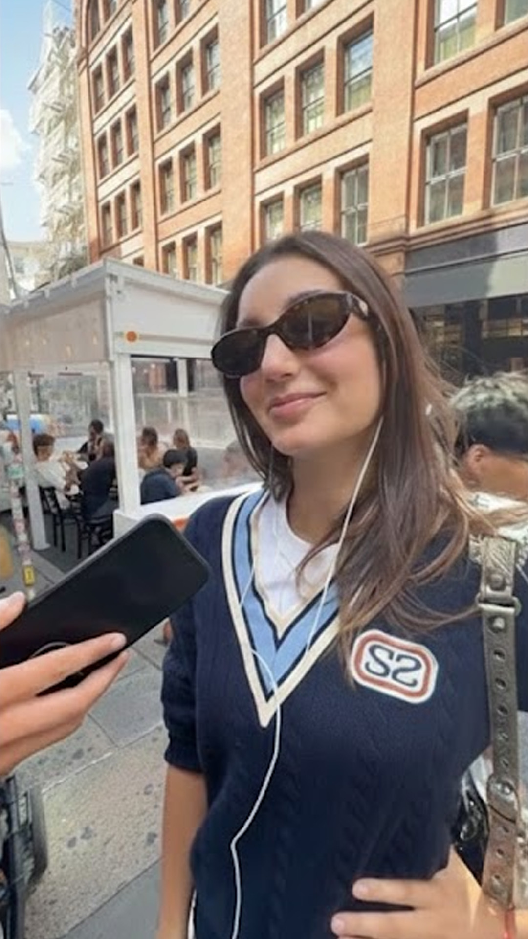 A street interview playing buildings choice game