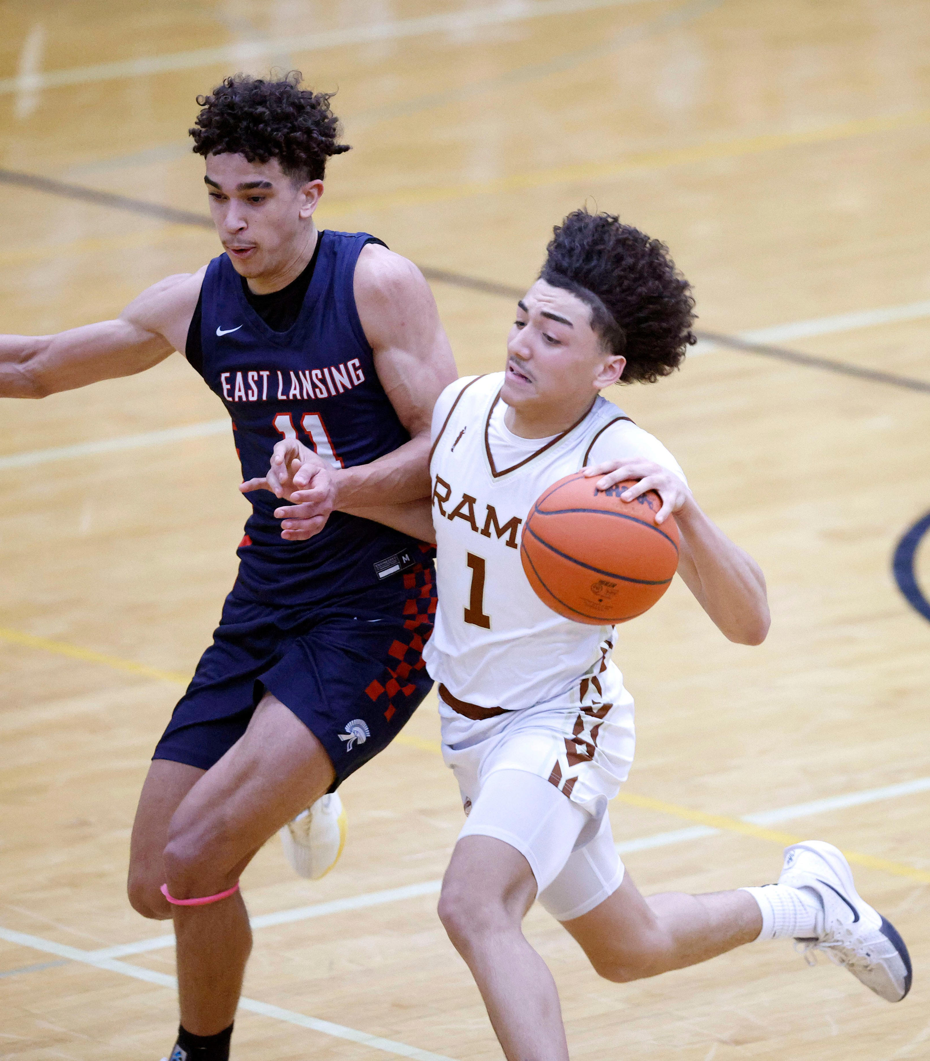 Basketball roundup: Holt, P-W, Laingsburg pick up wins