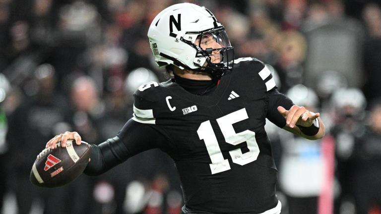 Dante Moore, Dylan Raiola in the same Oregon QB room? It's possible ...