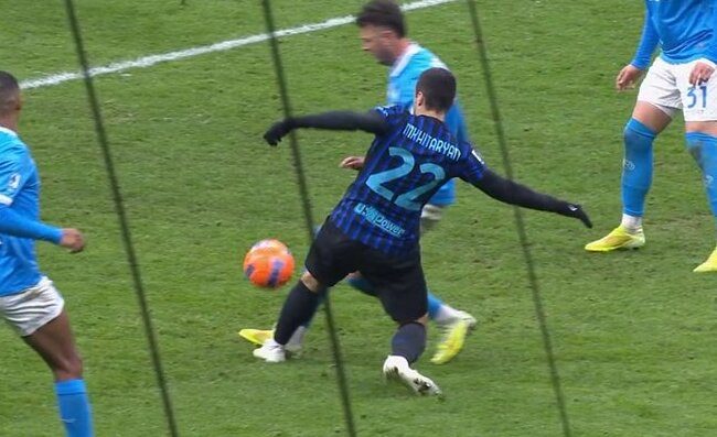 Rrahmani-Mkhitaryan, è rigore? La moviola di Luca Marelli a DAZN