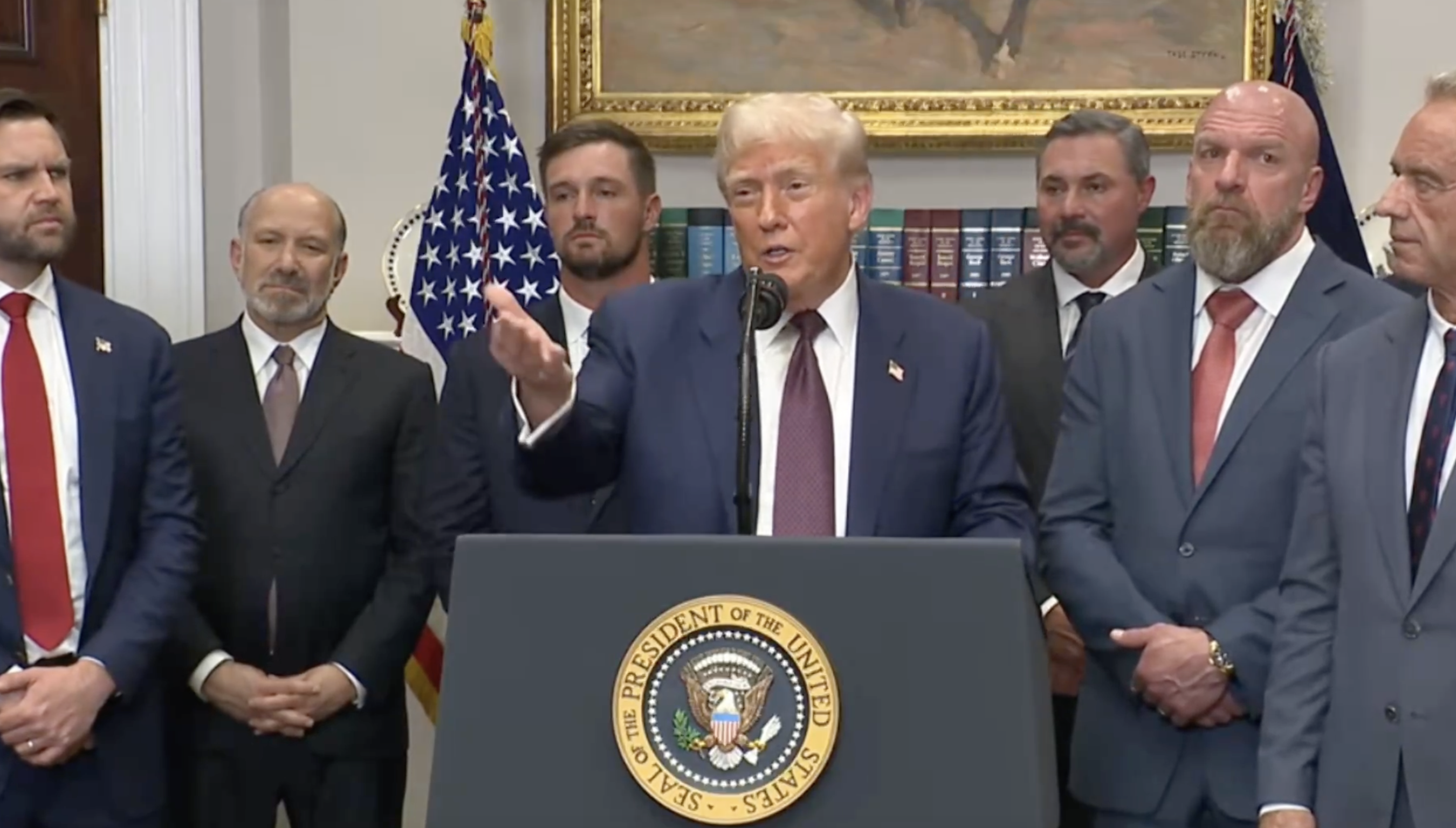 'I was fighting lunatics like you': Trump tests the limits of his ...