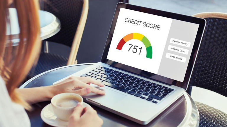 FTC warns viral credit score hack could land you in jail