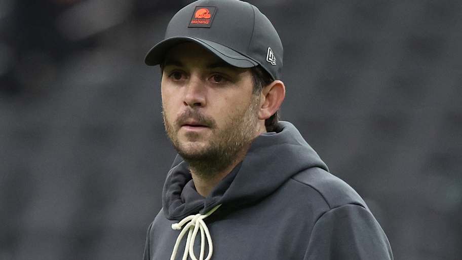 Once groomed at Notre Dame, young offensive mind gaining Browns head ...