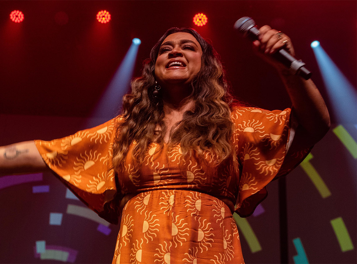 Bloco Rola Preguiçosa homenageia Preta Gil no Carnaval do Rio