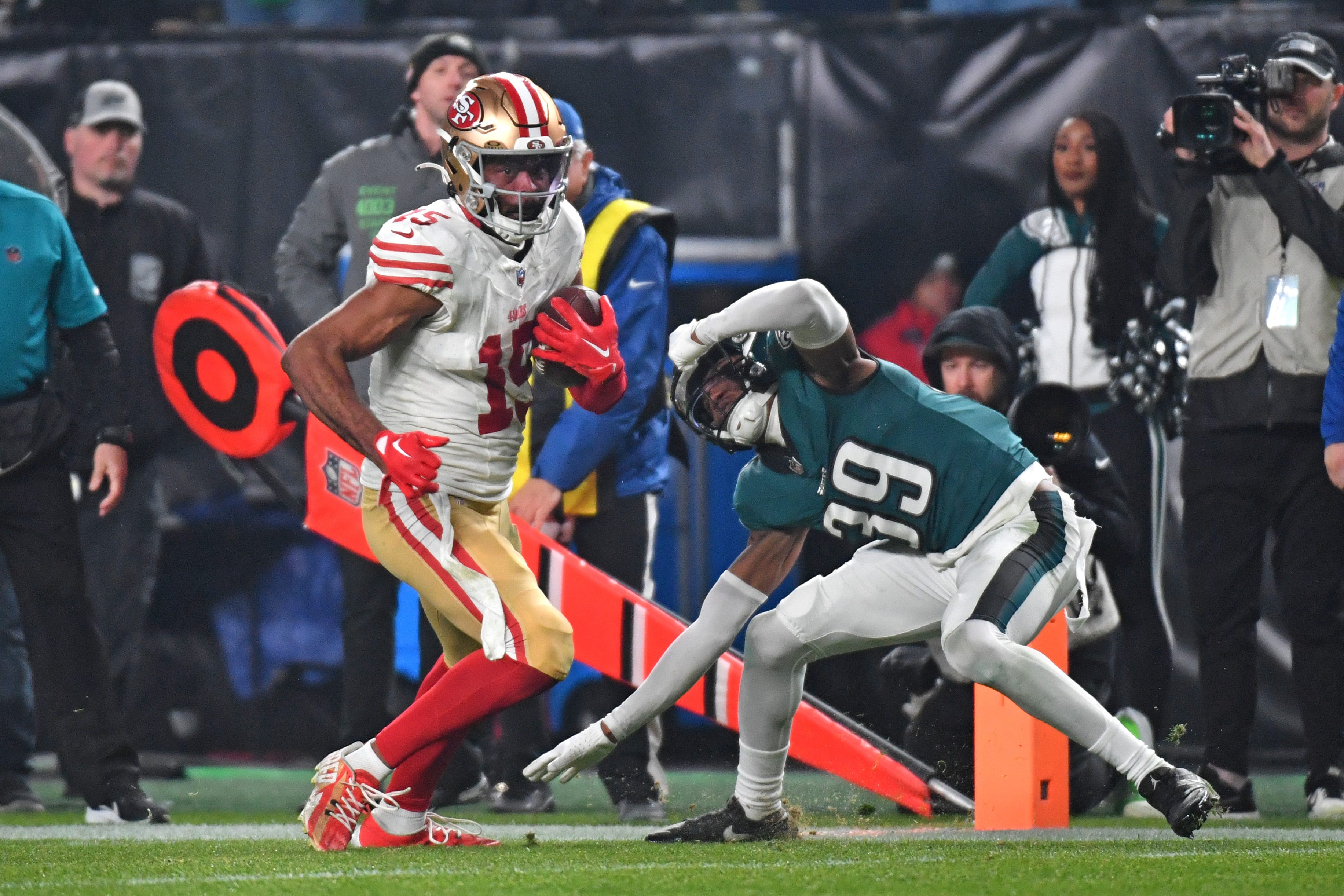 49ers vs Eagles live updates: Start time, TV channel for playoff game
