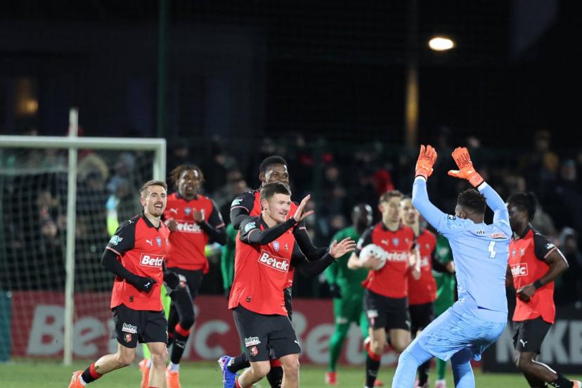 Rennes s'en sort à Chantilly, Metz largement battu par Montpellier en ...