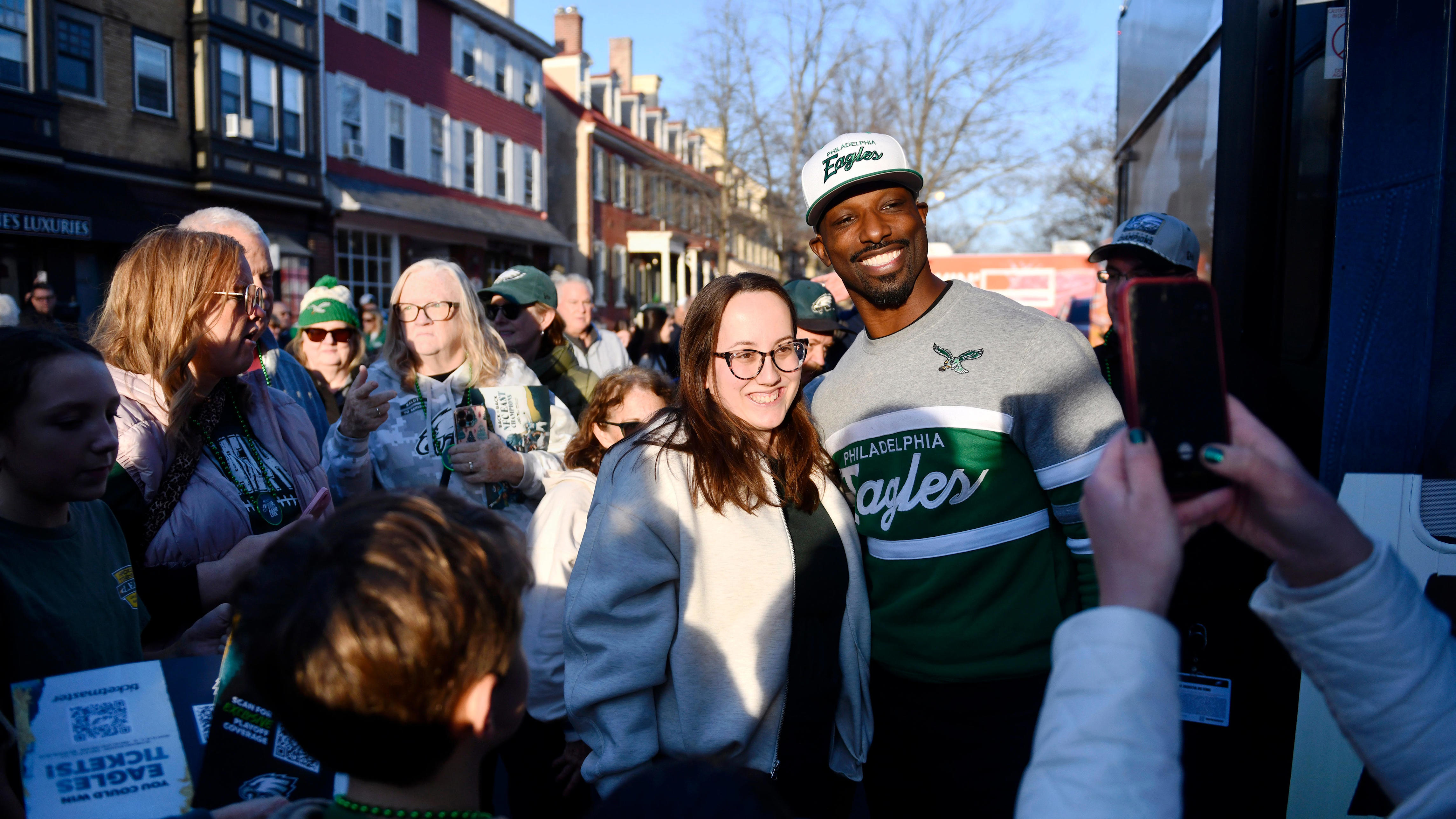 Former Eagles show up for wild card game against 49ers