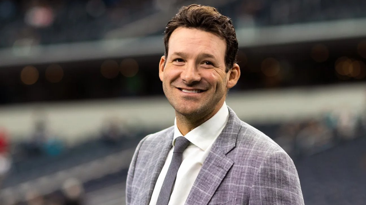 Tony Romo faces backlash over 'weird noises': What went wrong during ...