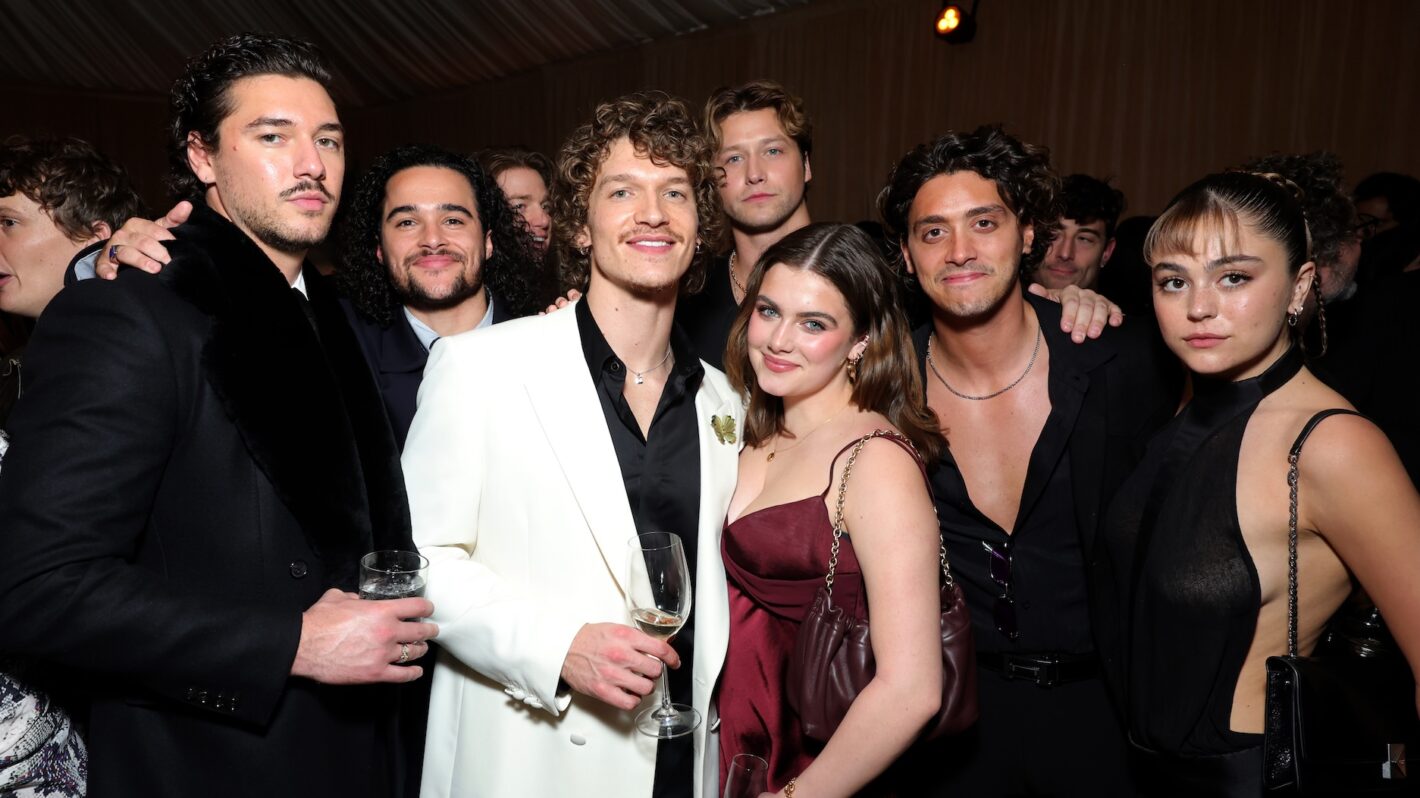 'Heated Rivalry' & 'Off Campus' stars unite at Golden Globes party