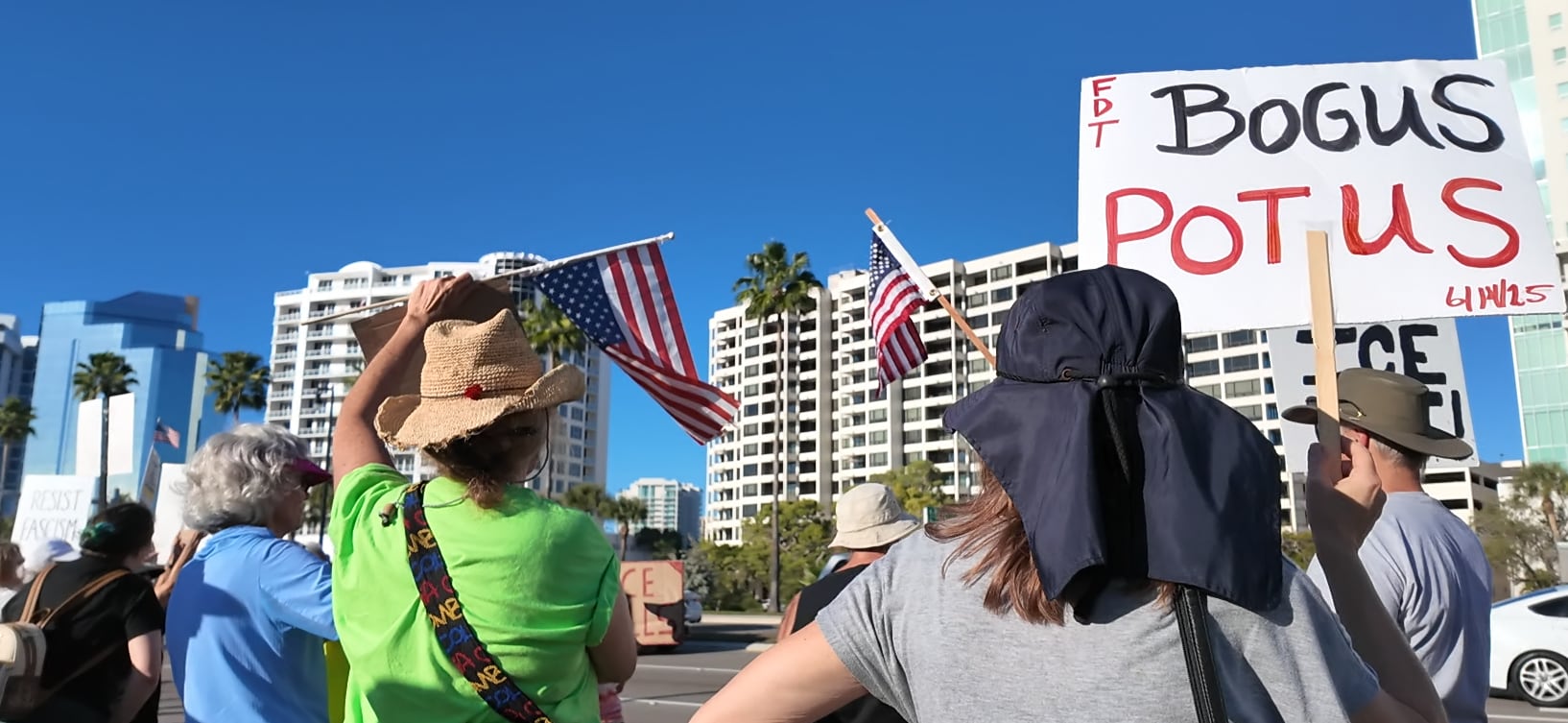 We want justice! Hundreds rally in Sarasota after Minneapolis ICE agent ...