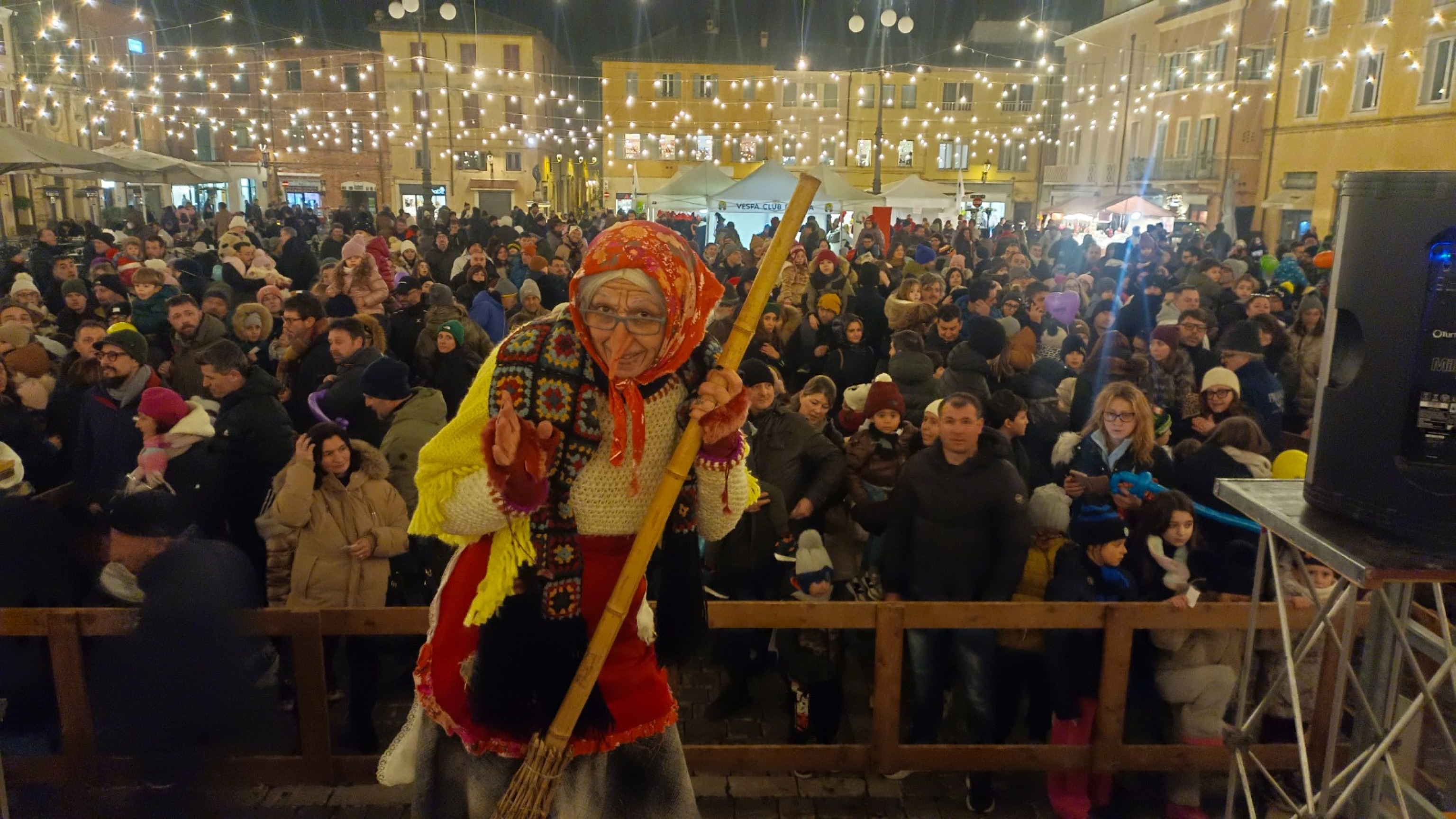 La Befana a Fano, festa di magia e cuore all'insegna della solidarietà