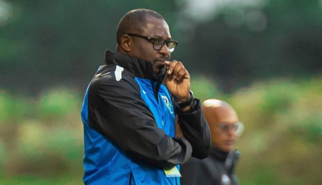 Gabon : Thierry Mouyouma dément la folle rumeur sur son interdiction de ...