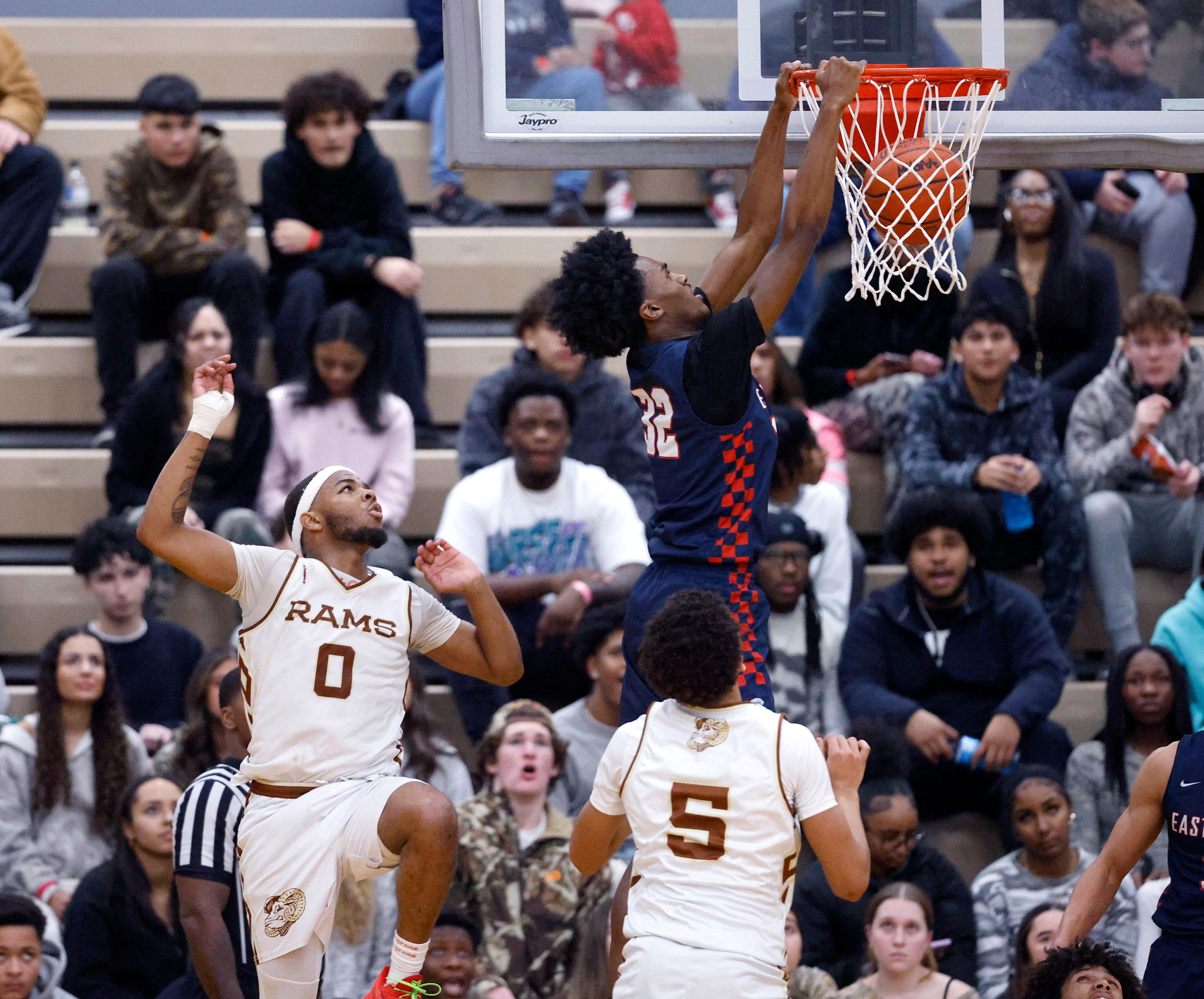 Three Greater Lansing basketball teams ranked atop divisions in BCAM poll