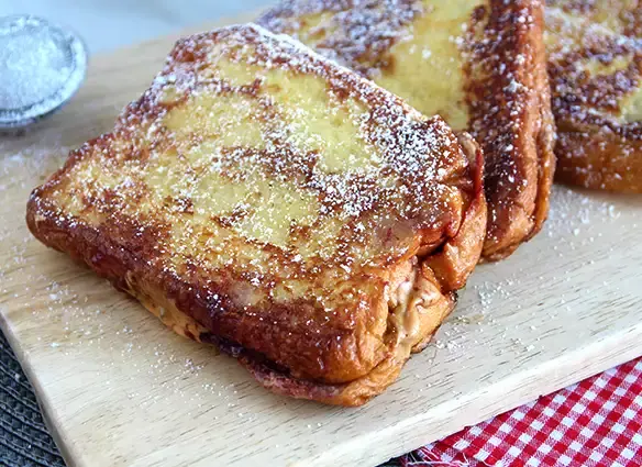 French toast with peanut butter and jelly
