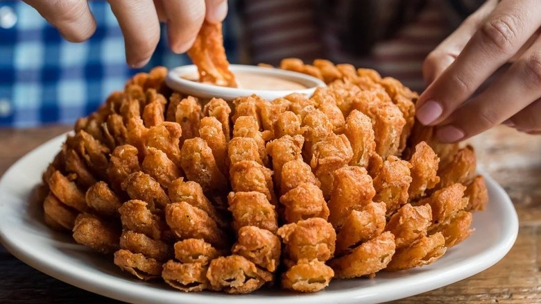Not enough people know how to get a free Bloomin' Onion appetizer at ...