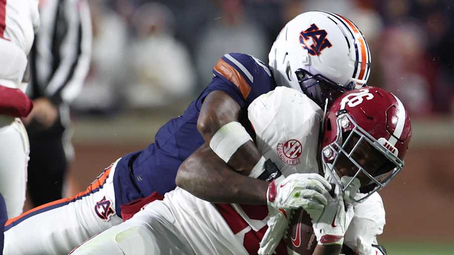 Veteran cornerback choosing to stick around Auburn for Golesh era