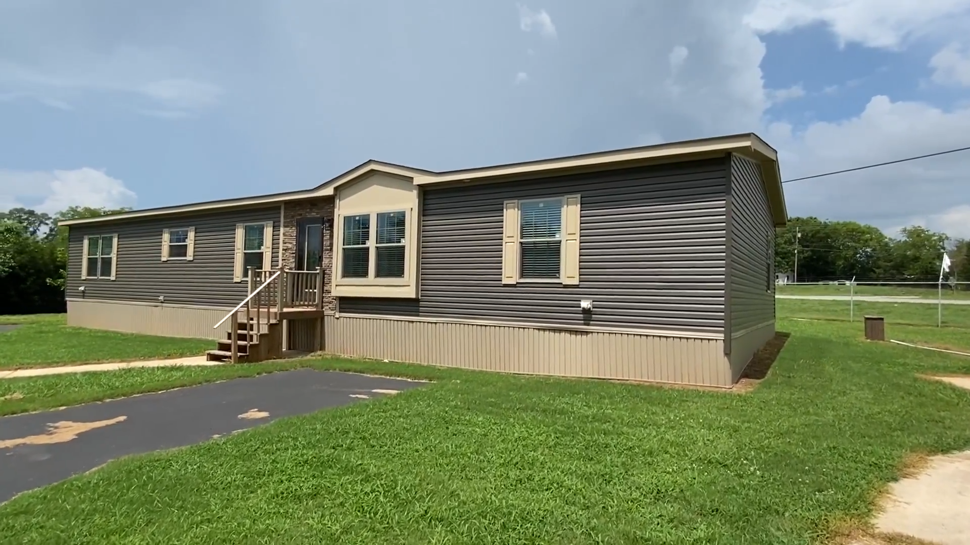 Andrew by Franklin Structures | 4 bed, 2 bath mobile house tour