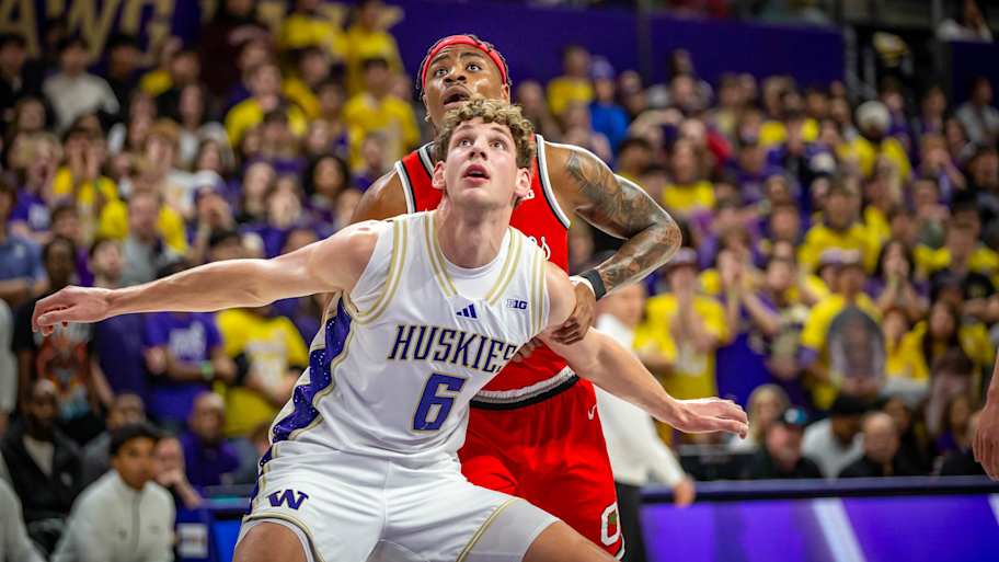 Huskies remember Welp with an impressive win