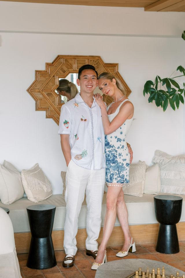 Taking engagement photos soon? These expert-approved fashion tips will ...