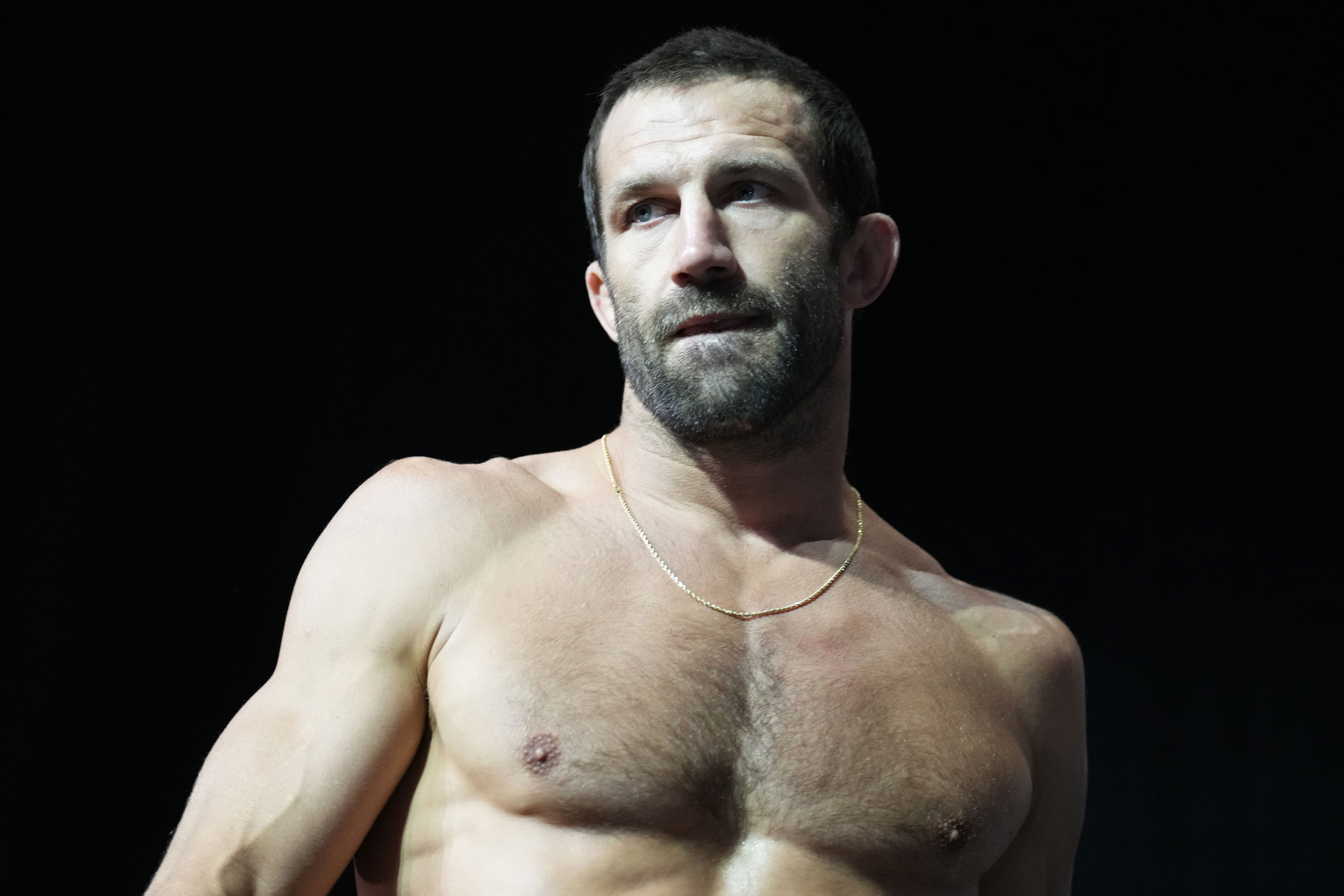 Luke Rockhold issues brief response to lopsided loss at RAF 05