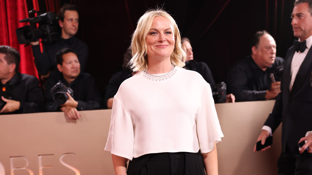Amy Poehler's 'Good Hang' wins first Golden Globe for best podcast