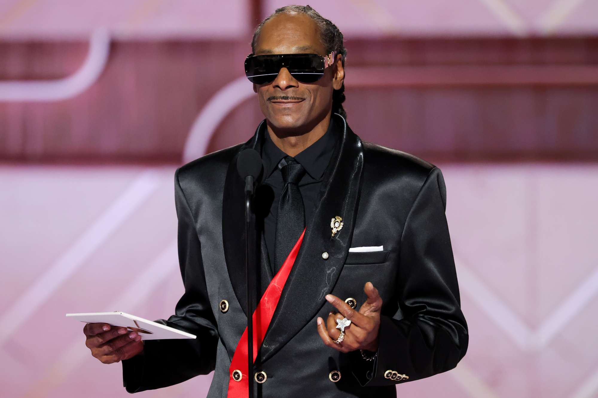 What did Snoop Dogg say? Rapper censored during live Golden Globes show ...