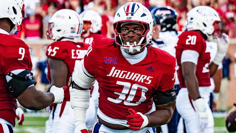 Lane Kiffin finds hidden gem in transfer portal, LSU football lands top ...