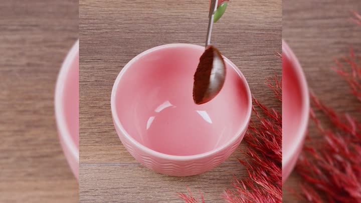 Different uses of coffee grounds