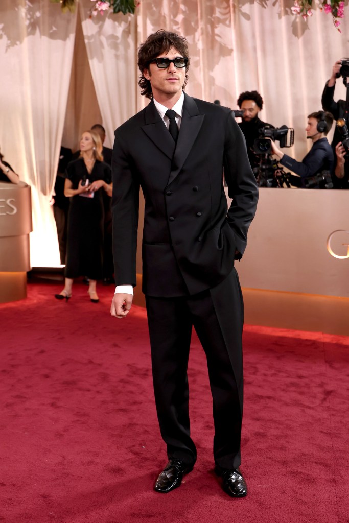 2026 Golden Globes red carpet: Teyana Taylor, Kate Hudson and more stun ...