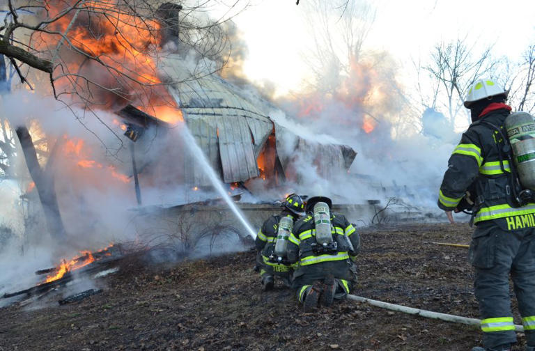 One person dead in Centertown house fire