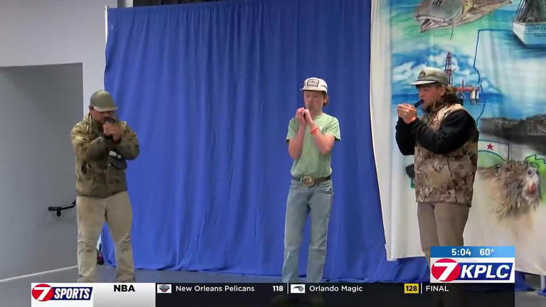 Fur and wildlife festival: Duck calling competition