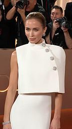 Emily Blunt & Minnie Driver among British celebs at Globes