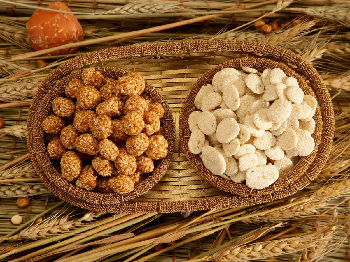 10 must-have traditional Punjabi dishes for Lohri celebrations