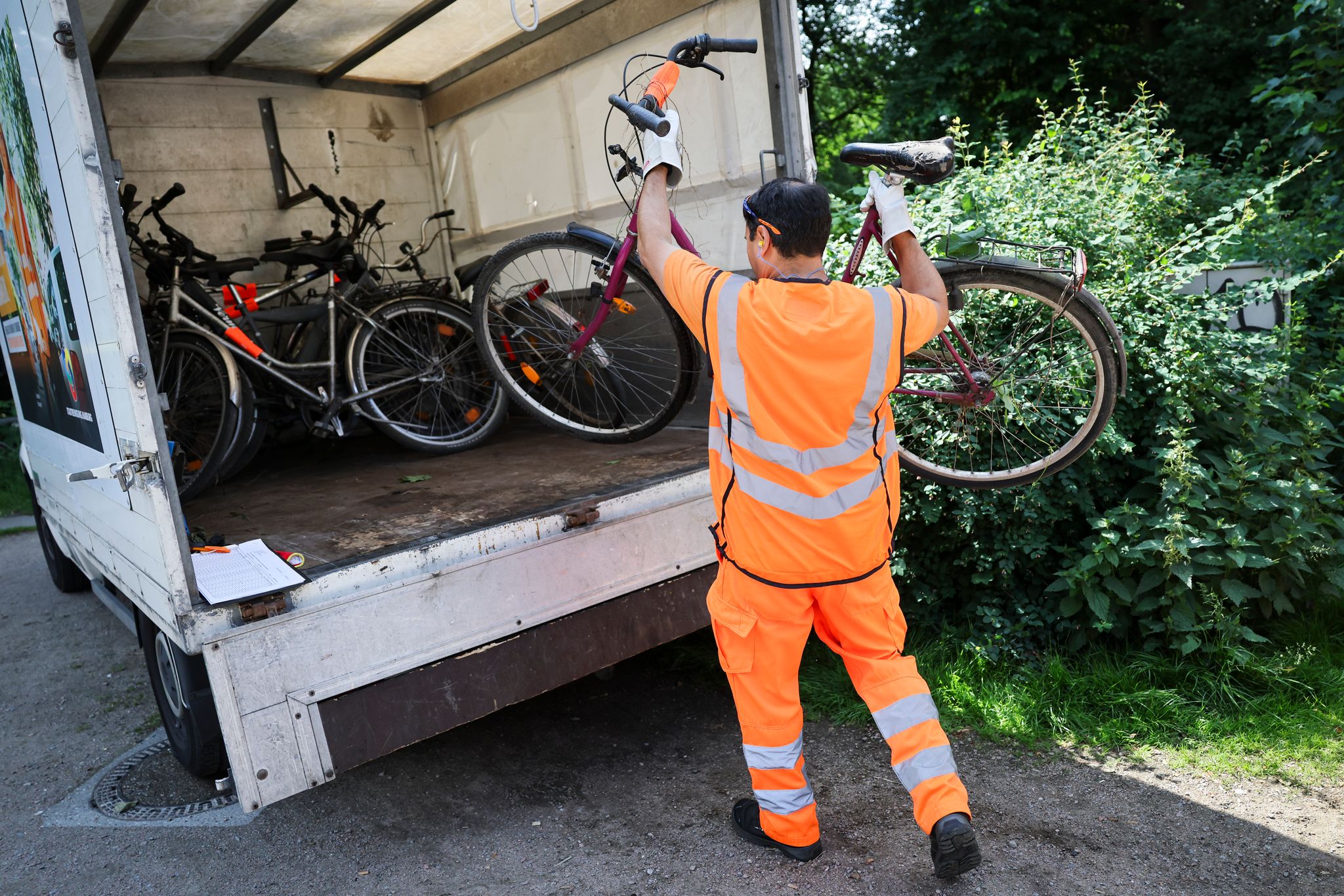 Hamburger Stadtreinigung sammelt mehr Schrottfahrräder ein