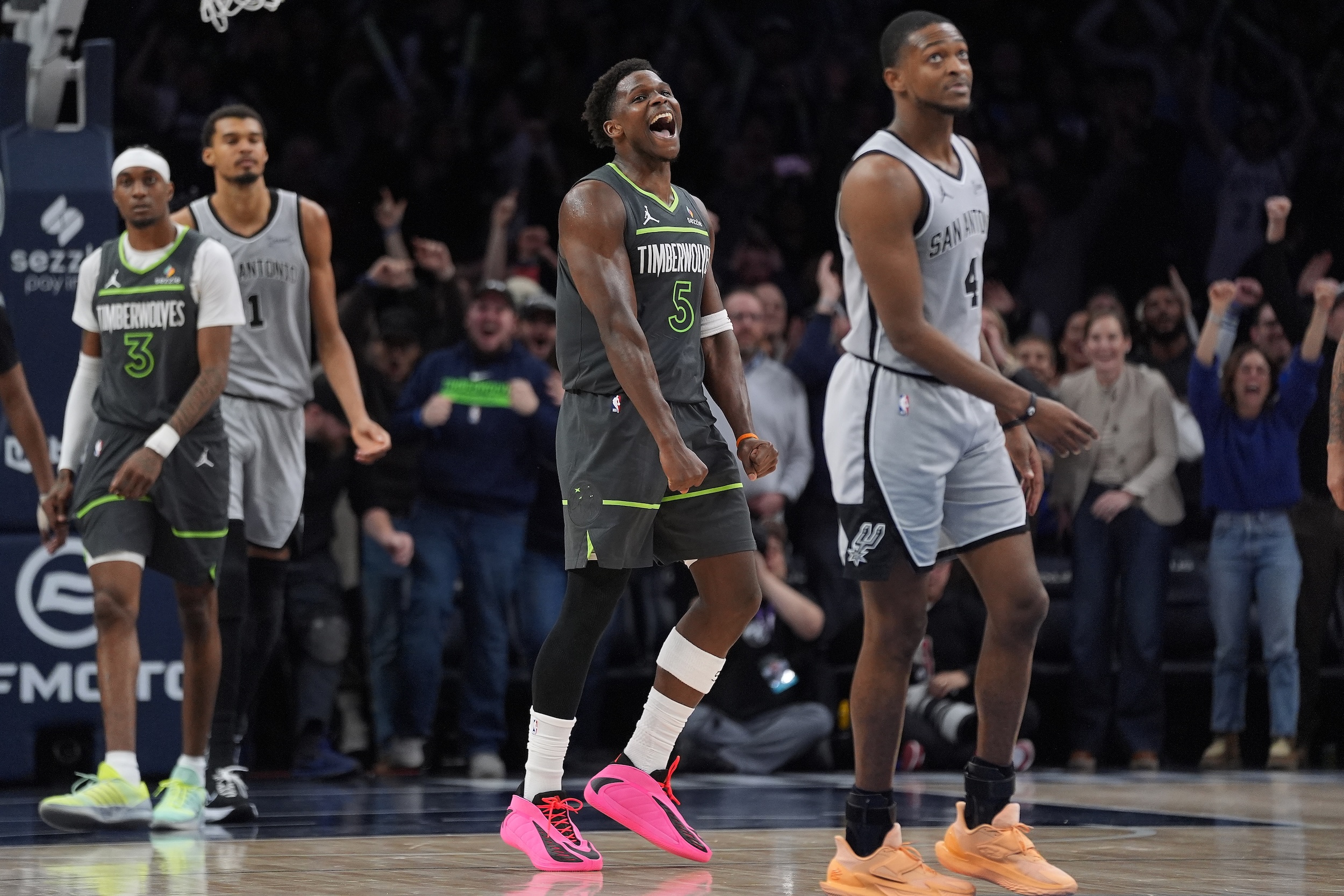 NBA: Anthony Edwards banks in winner, Timberwolves rally past Spurs