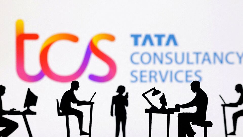TCS share price dips ahead of Q3 results today. Should you buy?