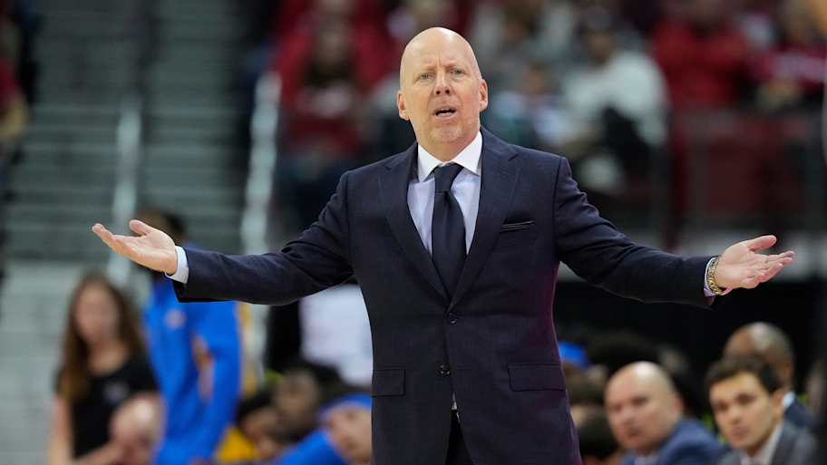 UCLA struggles from 3-point range in loss to Wisconsin