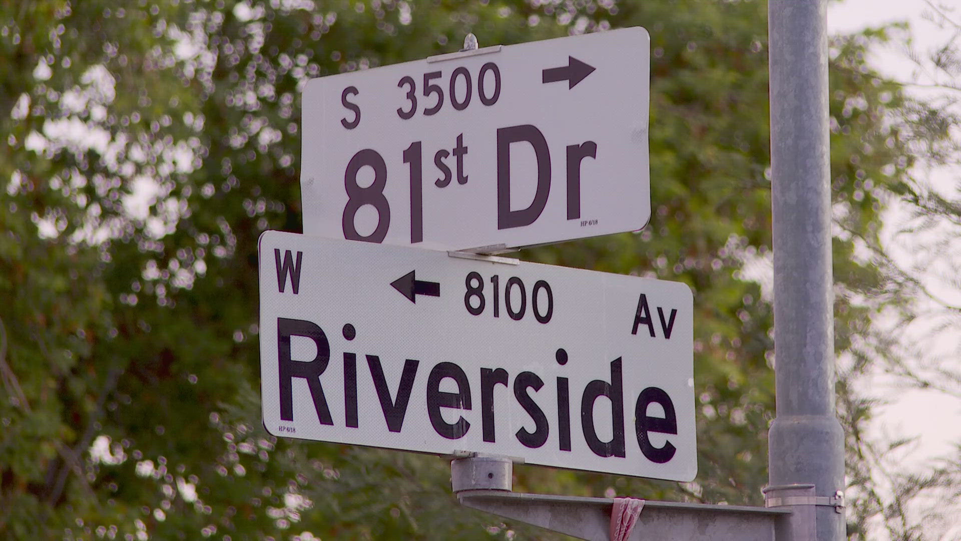 Phoenix police looking for suspects after early morning shooting