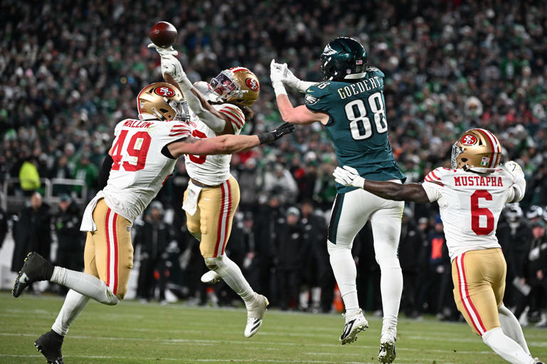 10 takeaways, observations, standout players from 49ers playoff win
